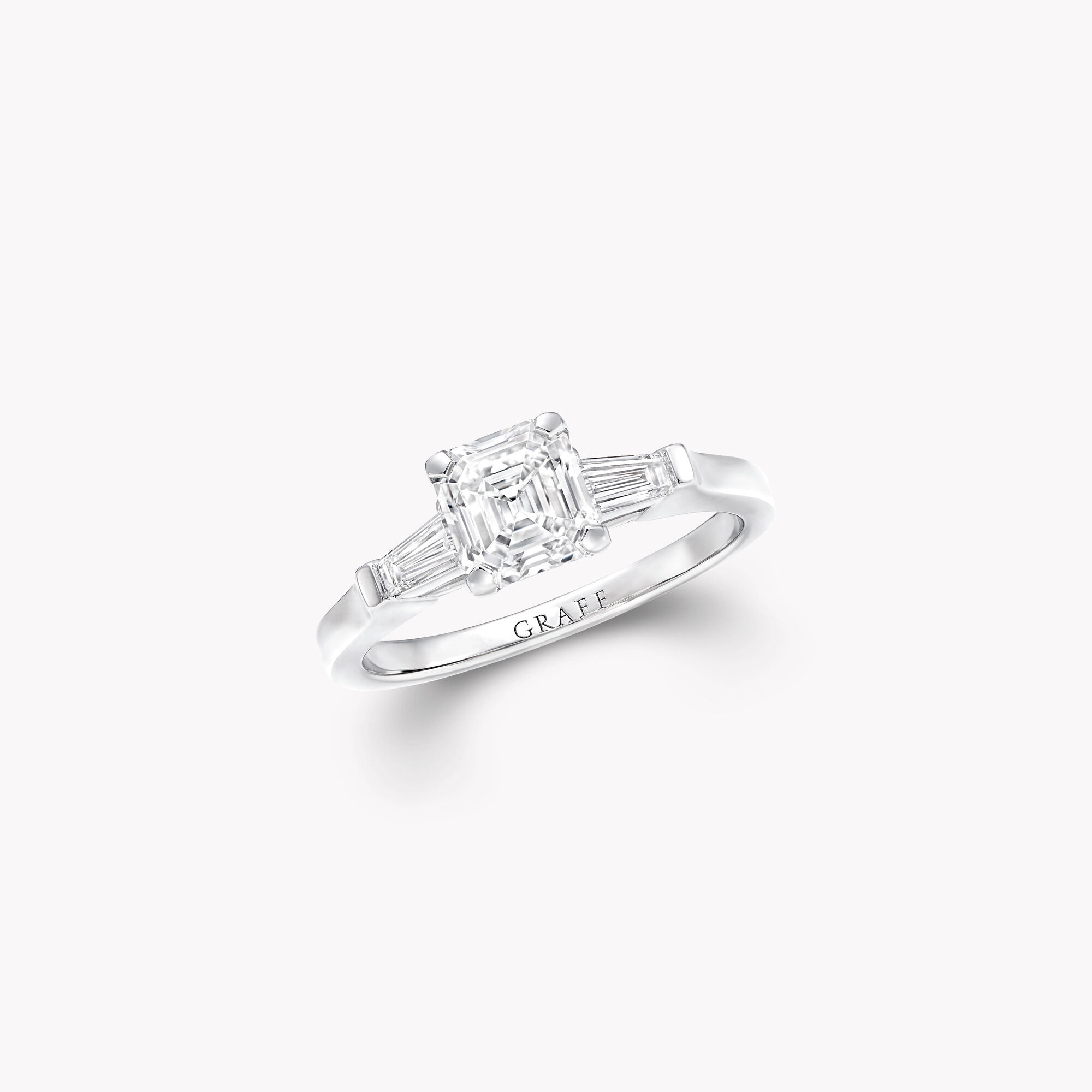 Classic Graff | Square Emerald Cut Ring, Diamond | Graff